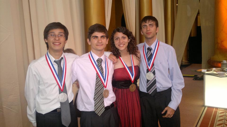 Programa Nacional de Olimpíadas: ¡Felicitaciones en la IChO 2012!