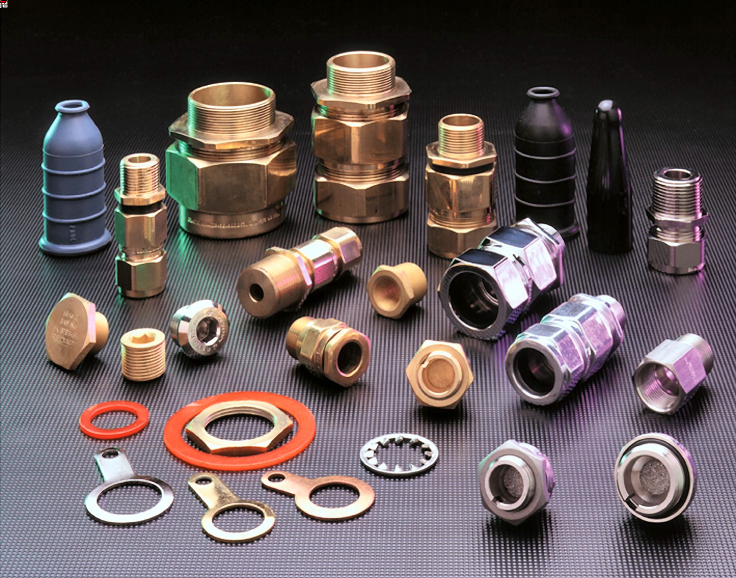 PT DWIKARYA CIPTA UTAMA CABLE GLAND HAWKE CMP OSCG ARMOURE NON ARMOURE pt-dwikarya-cipta-utama-cable-gland-hawke-cmp-oscg-armoure-non-armoure