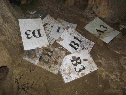 Caving in SE Asia: Perak Man, Gua Gunung Runtuh, Lenggong