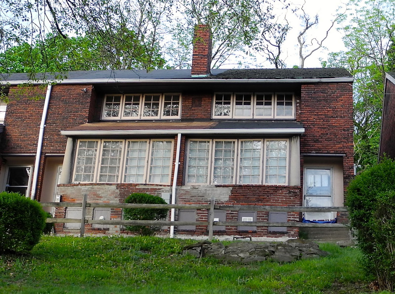 One Girl and One Beagle's Scheibler Treasure Hunt: 1330 - 1366 Singer ...