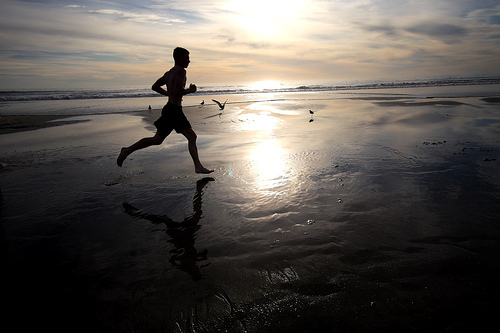 crossthelimit: Alergatul, avantaje si riscuri