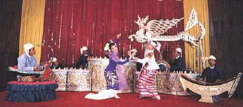 San Htun's Diary: The art of Myanmar Zat-pwe