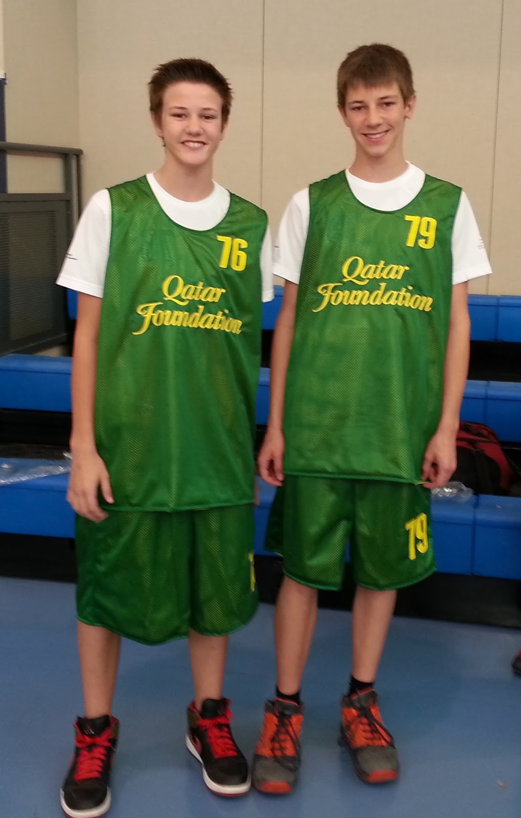 Chutes in Qatar: Short Snappers!