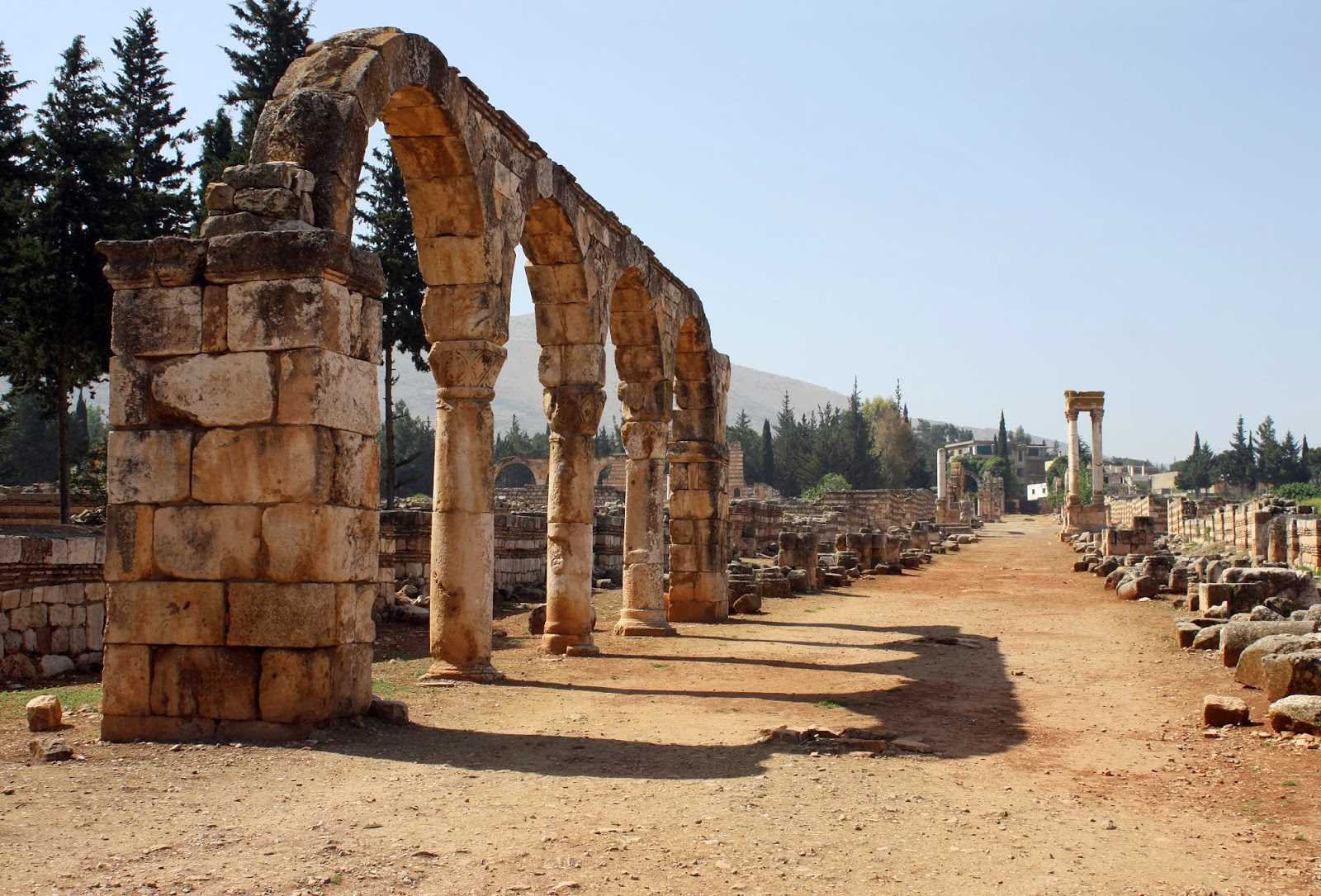 The history of Lebanon: LEBANESE HISTORICAL SITES