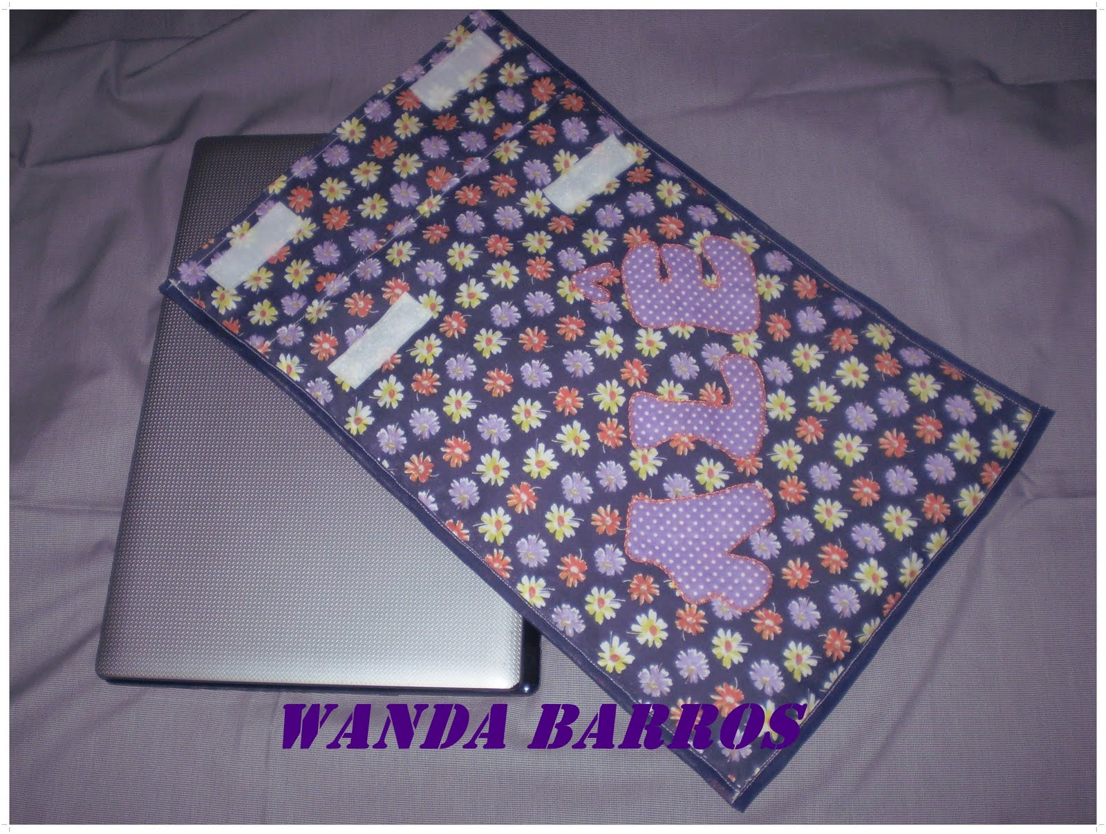 WANDA BARROS: CAPA DE NOTEBOOK