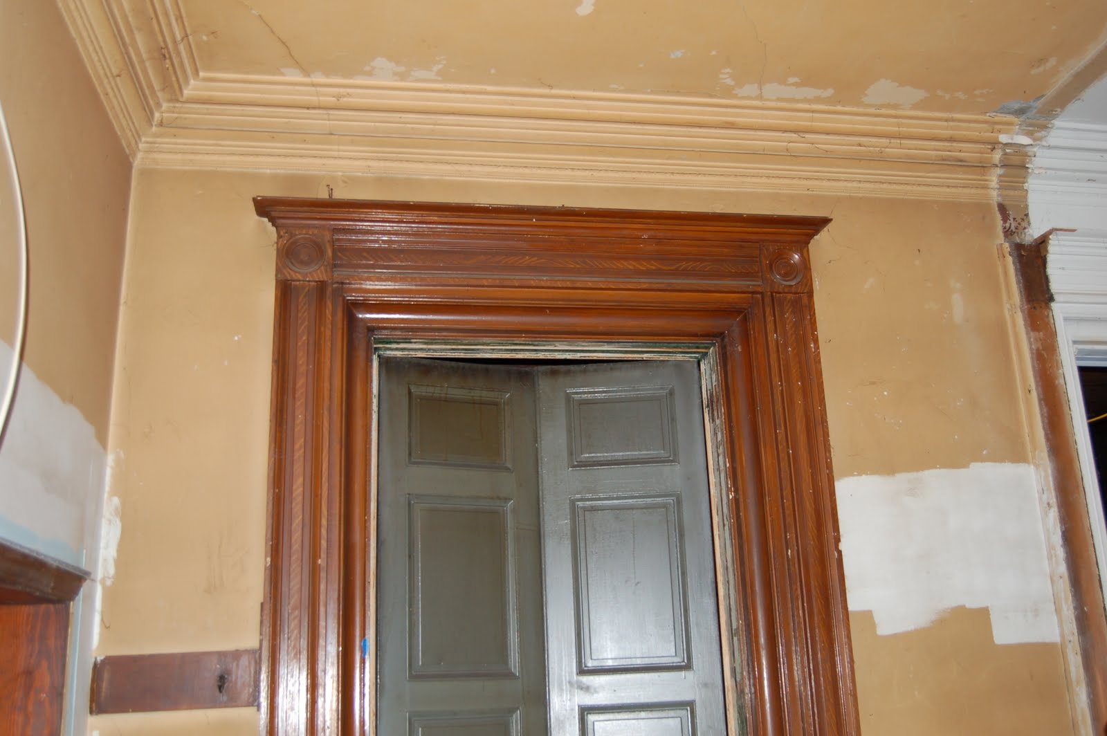 House Restoration: HIDDEN WALLS, WINDOWS, STENCILS, AND VENTS