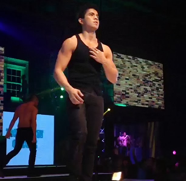 THE PIT STOP: COSMOPOLITAN BACHELOR BASH 2013: Rodjun Cruz