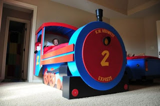 Build A Train Bed | Find My DIY