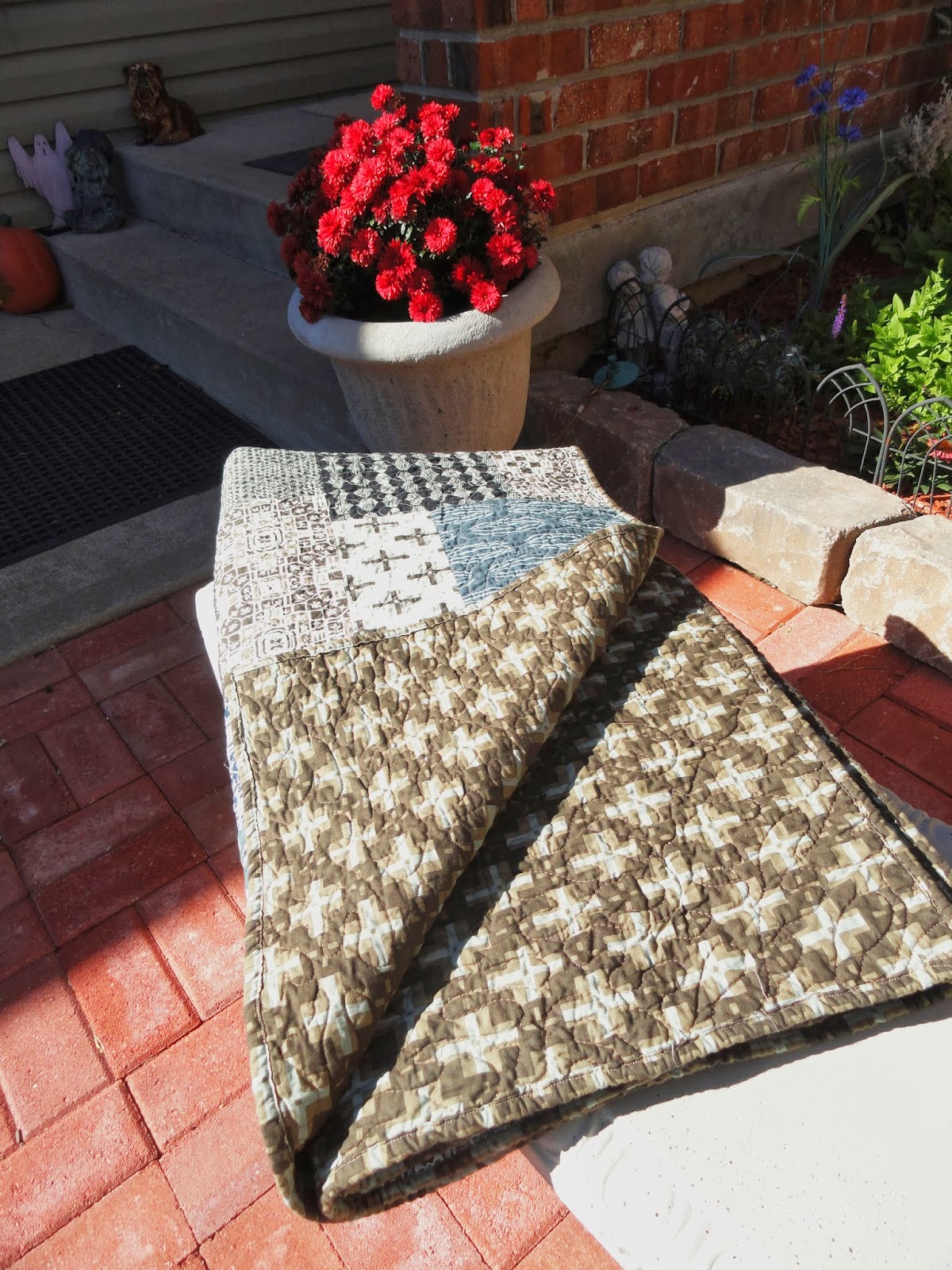 Oxford Impressions: David Butler Parson Gray Curious Nature Man Quilt