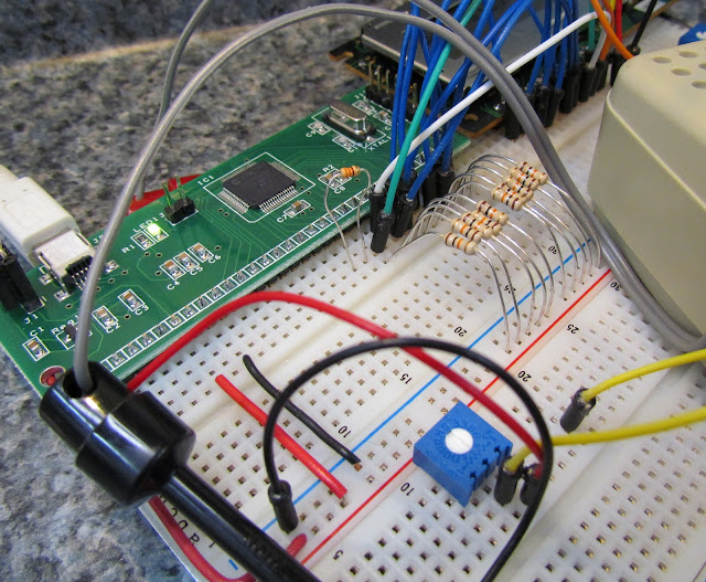 Gizmo's Projects: Maximite Hardware Interface Example