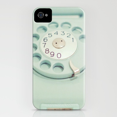 Beach Gypsies: PRETTY and PASTEL iPhone covers...GIVEAWAY!