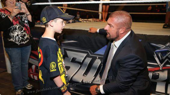 Malik TV KTS: wwe Triple H hhh With Fan new Images 2013