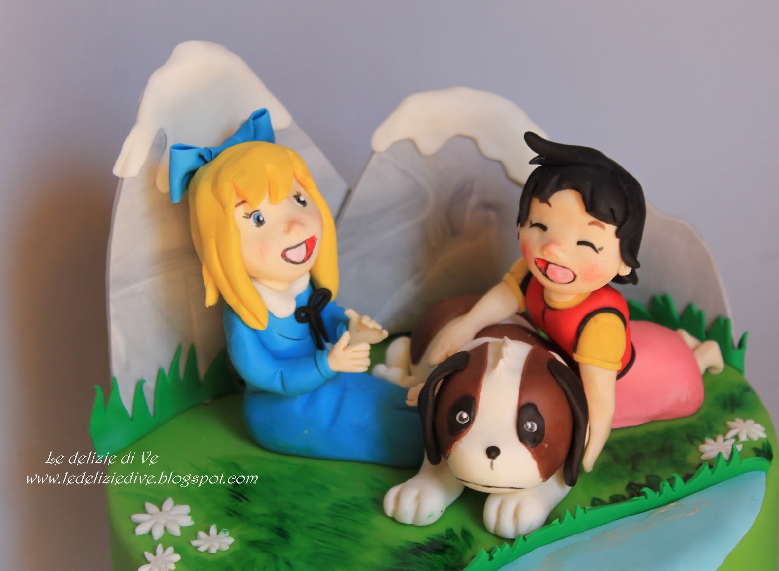 Le Delizie di Ve: HEIDI CAKE TOPPER
