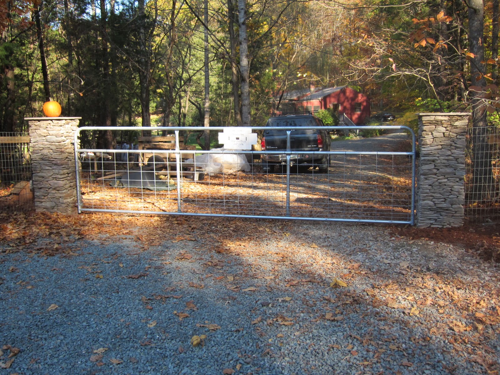 Nate Wilson Craftsman: Dry stacked Pennsylvania field stone gate post