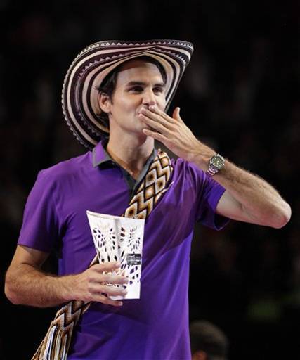 Roger wins last match on the Gillette Federer Tour ~ Roger Federer The ...