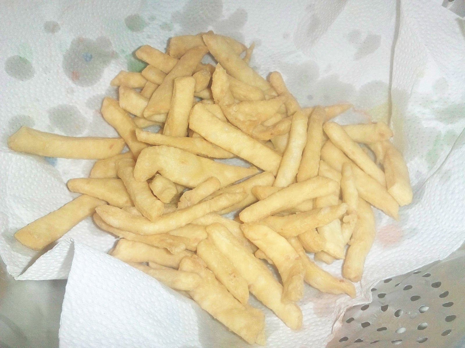 Nanda Sahadeo's: Laktho or Crunchy Mithai Recipe.