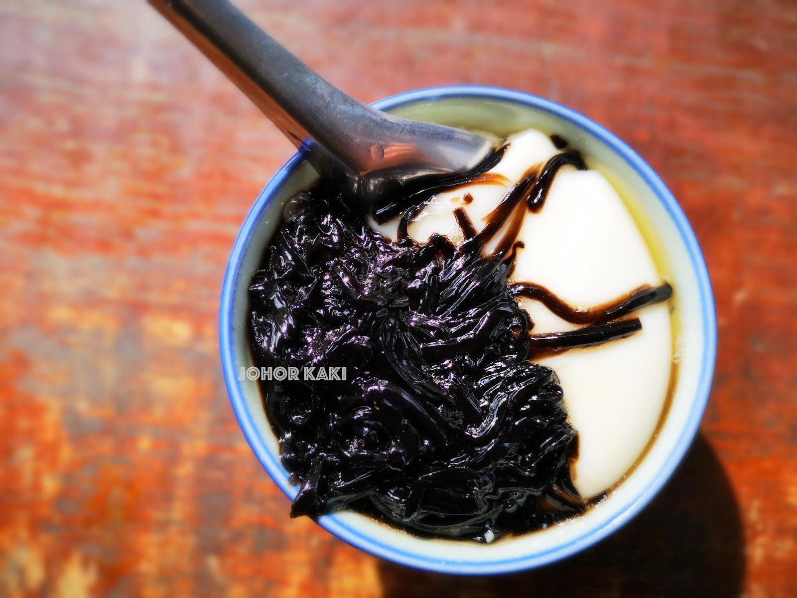 Woong Kee Tau Fu Fa. One of the Best Ipoh Bean Curd 旺记祖傳豆腐花 |Tony Johor ...