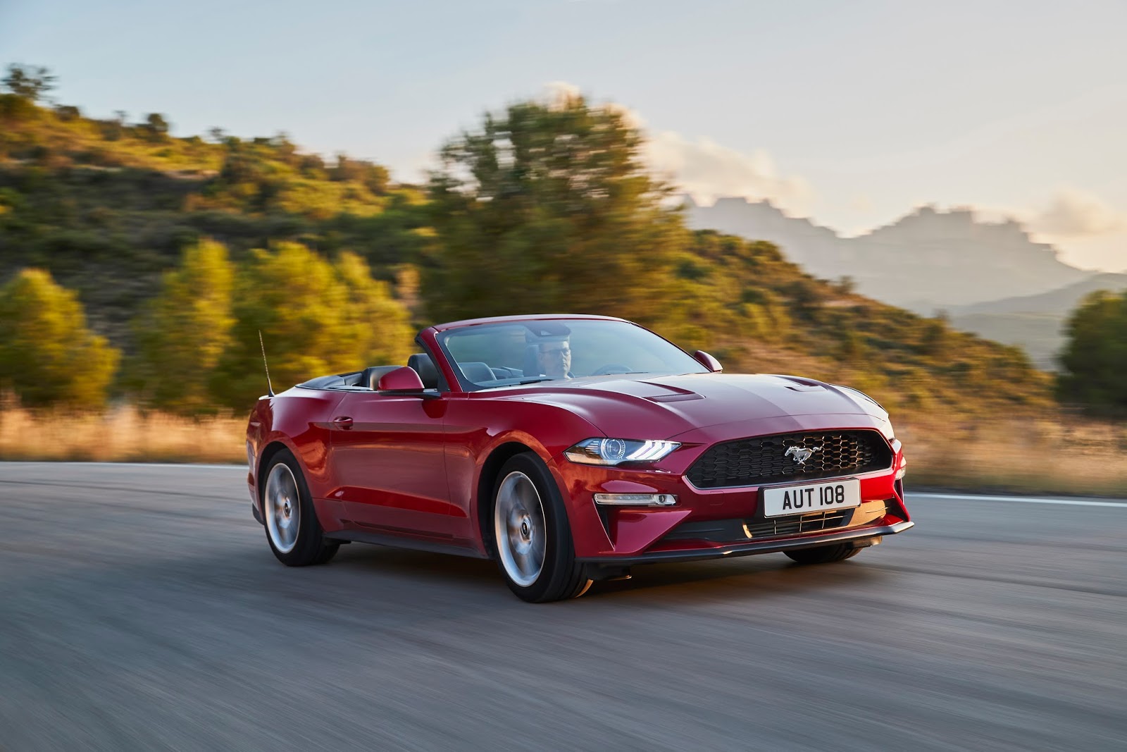 Style Legends: Ford, la leggenda Mustang si rinnova per l'Europa