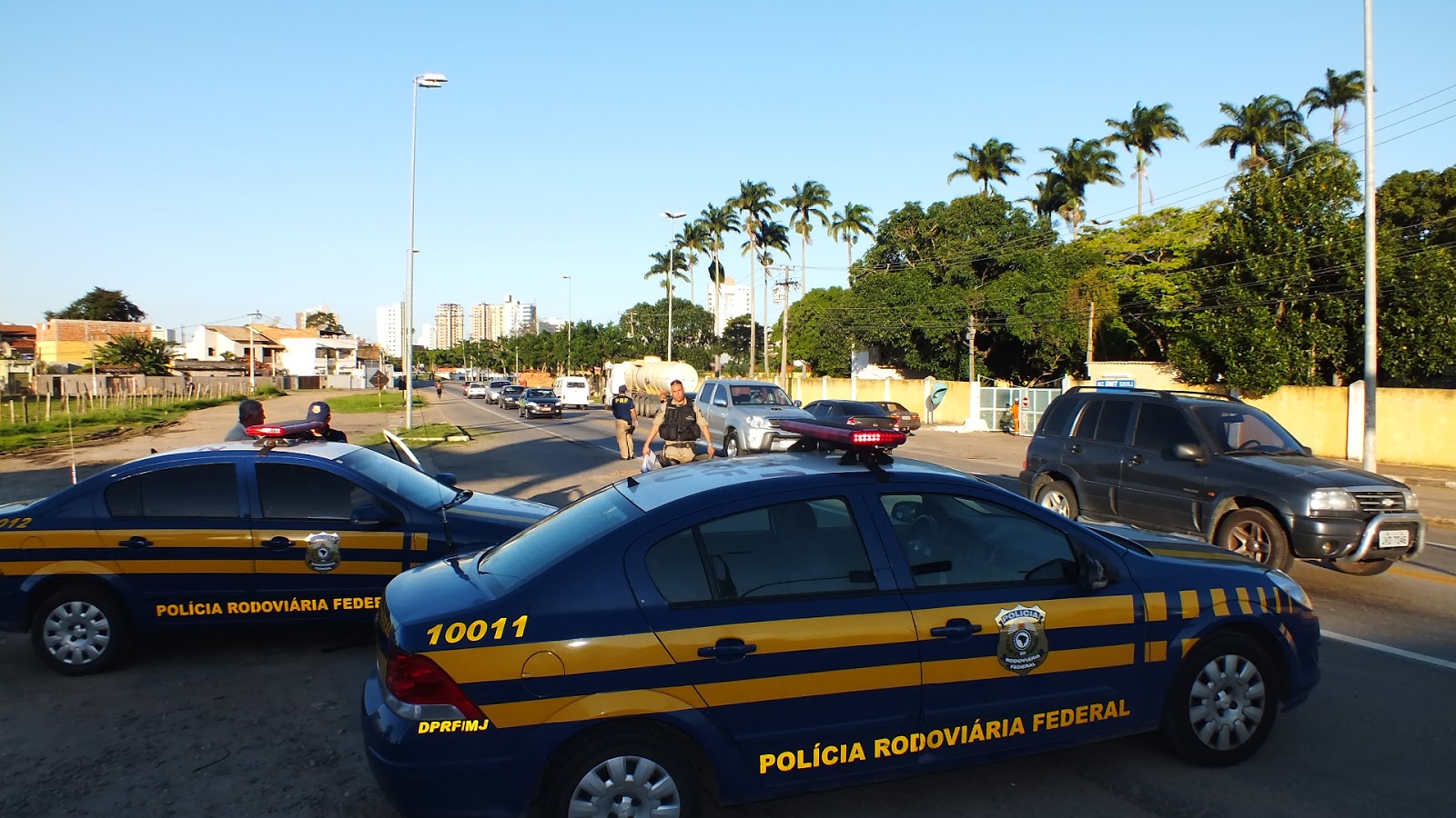 pense diferente: BLITZ DA PRF NA BR-101 EM RIO DAS OSTRAS CAUSA ...