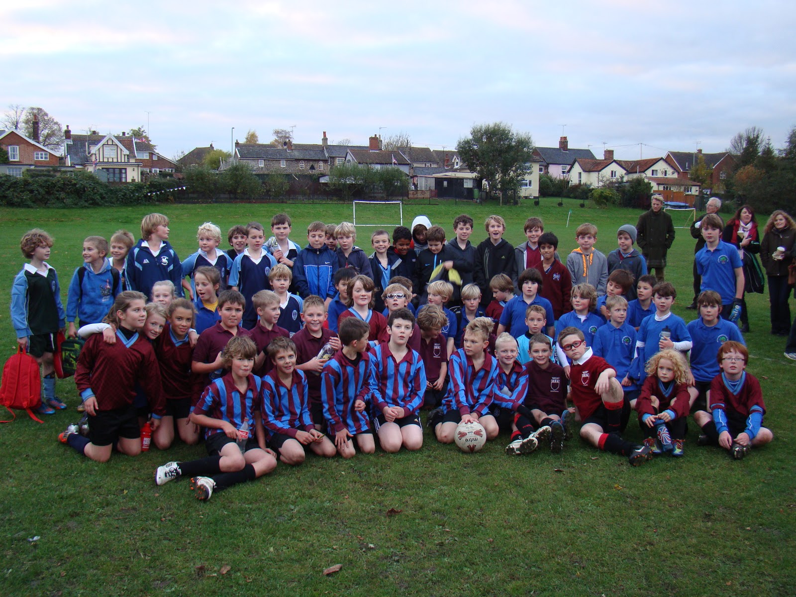 Hitcham's Blog: Football Team Win Framlingham Tournament