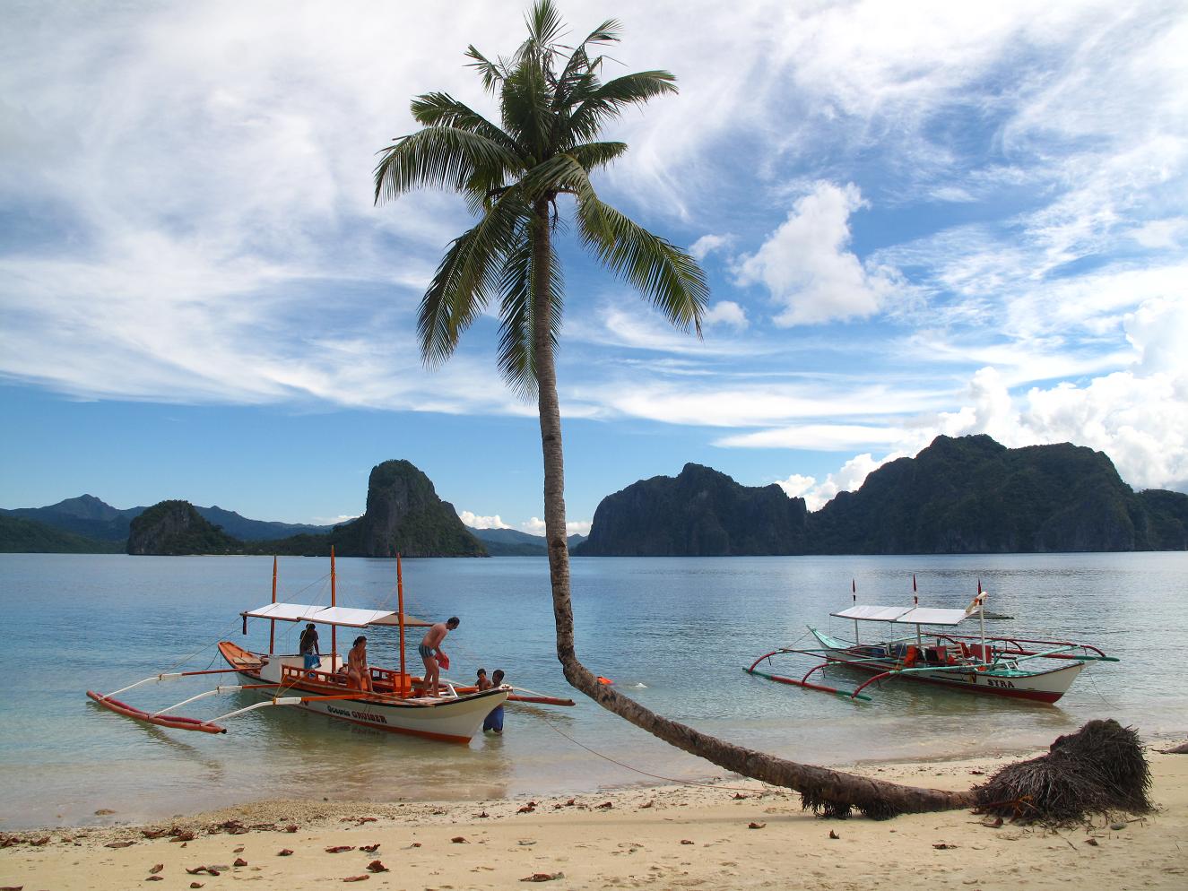 Bacuit Archipelago - The Idyllic Islands of "Tour B" ~ Derek's Travels