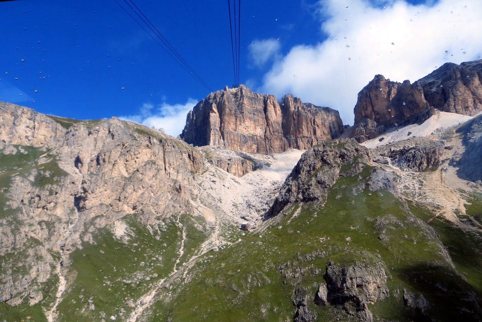 Escursione alla cima del Piz Boè sul monte Sella - Montagna di Viaggi