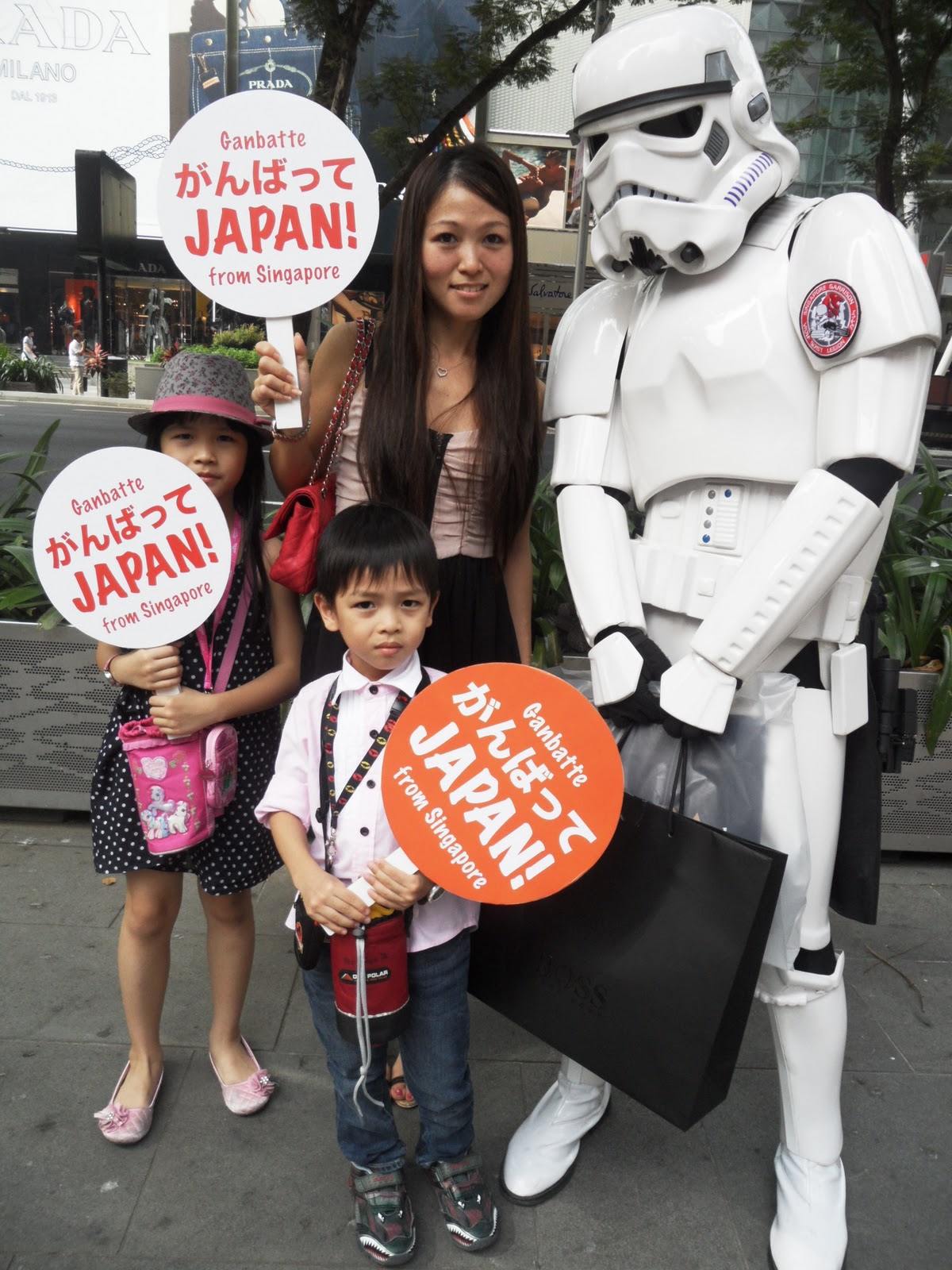 Memoirs of My Thoughts: Ganbatte Japan