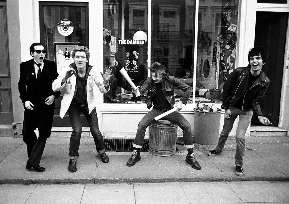 Imágenes punk poco conocidas: The Damned en 1977.