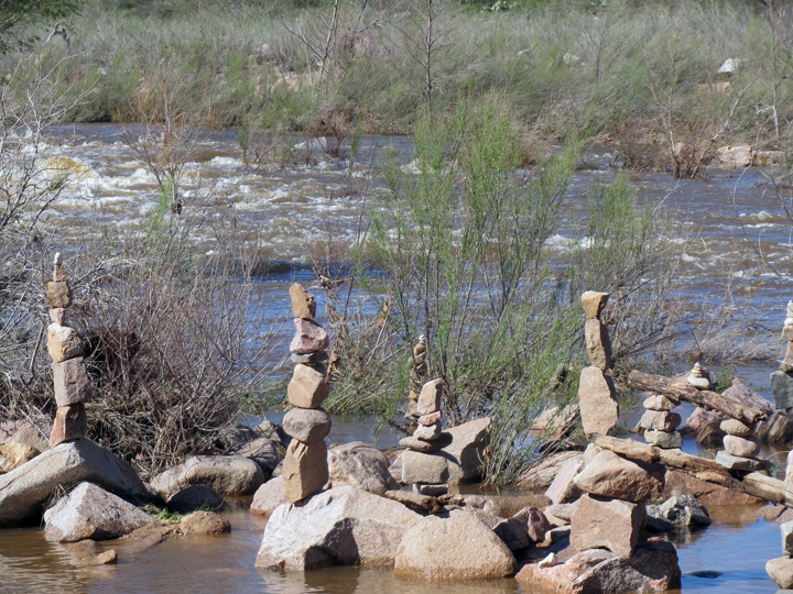 Mark & Teri's Travels: Rock Stacking Competition