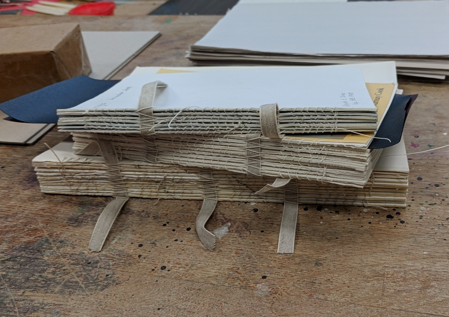 MyHandboundBooks: Converting an adhesive bound paperback to a sewn ...