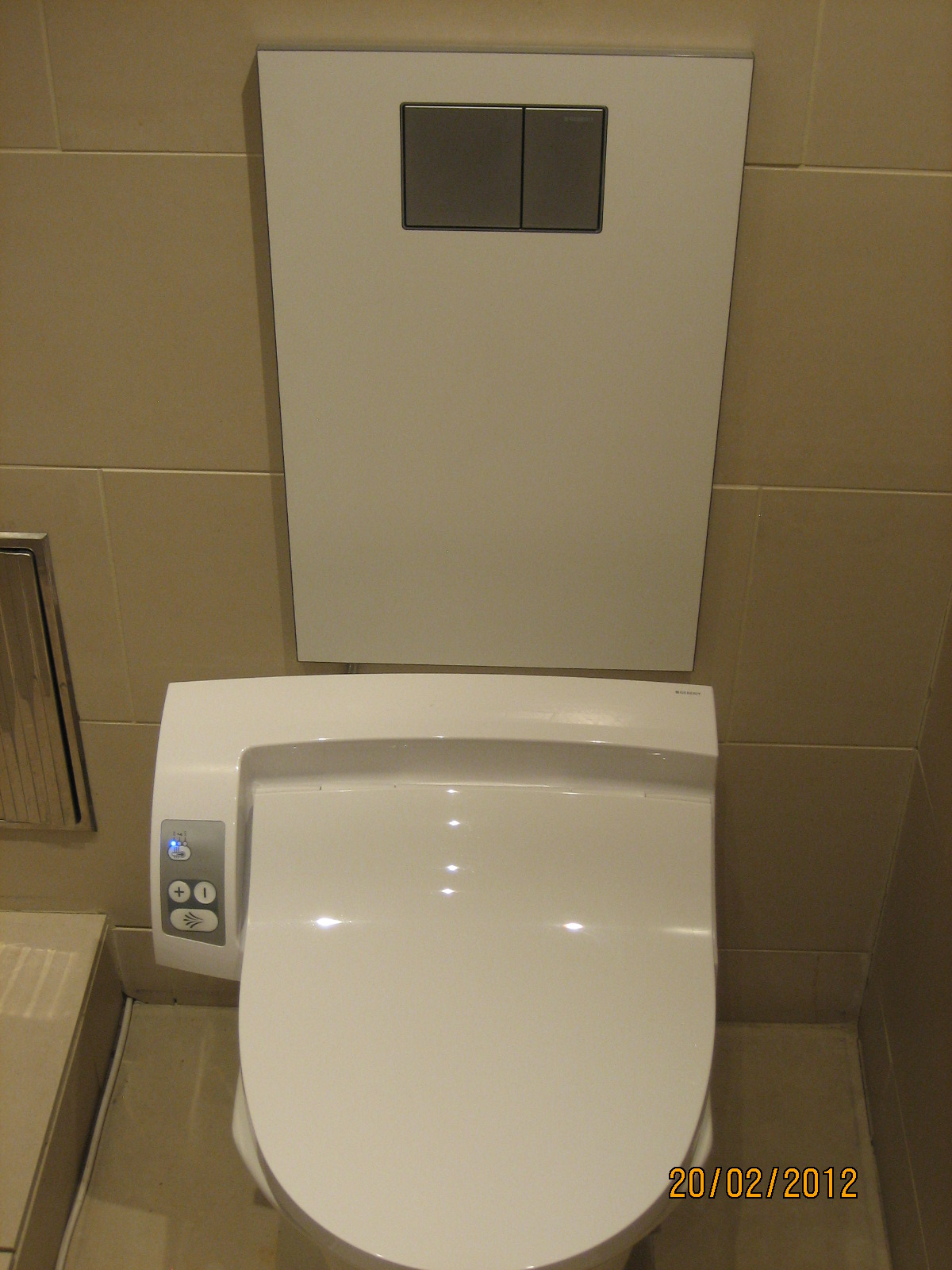 Geberit aquaclean toilet Bidet combo seat on display in Barnet Bathroom ...