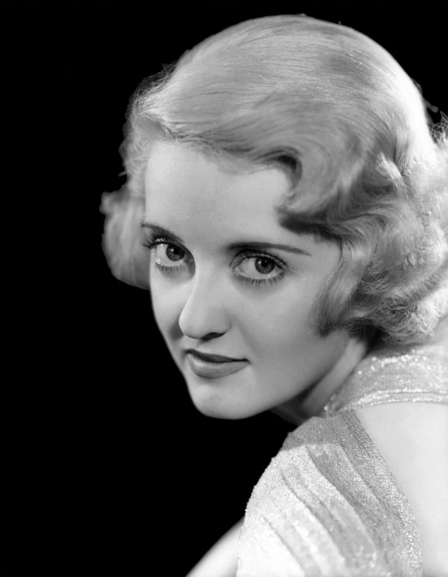 30 Stunning Black and White Portraits of a Very Young Bette Davis in ...