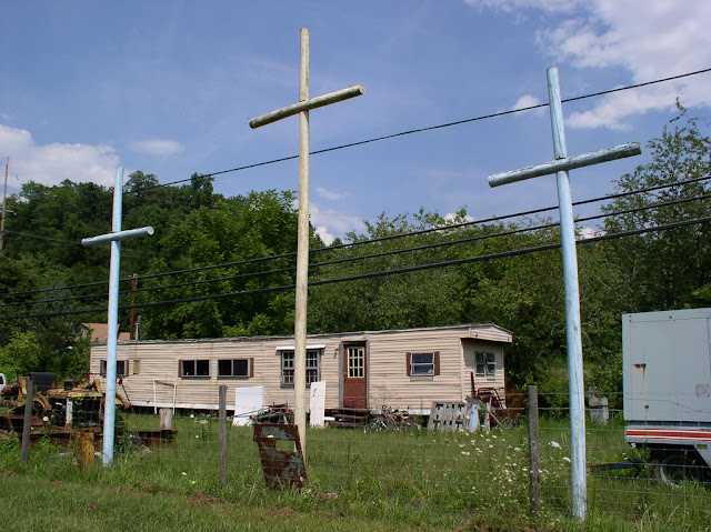 The Carpetbagger: Reverend Bernard Coffindaffer
