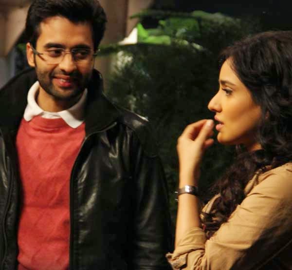Neha Sharma in Youngistaan with Jackky Bhagnani after her graand ...