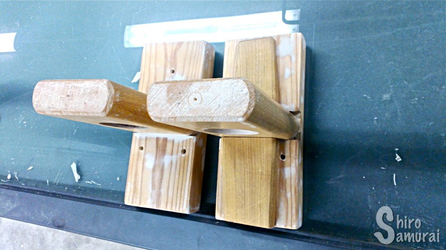 Shiro Samurai's Cosplay: The making of Hotaru's tengu geta!