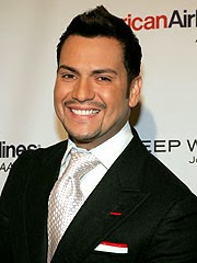 NOTICIAS Y EFEMERIDES MUSICALES Y DEL CINE: VICTOR MANUELLE, UN 27 DE ...