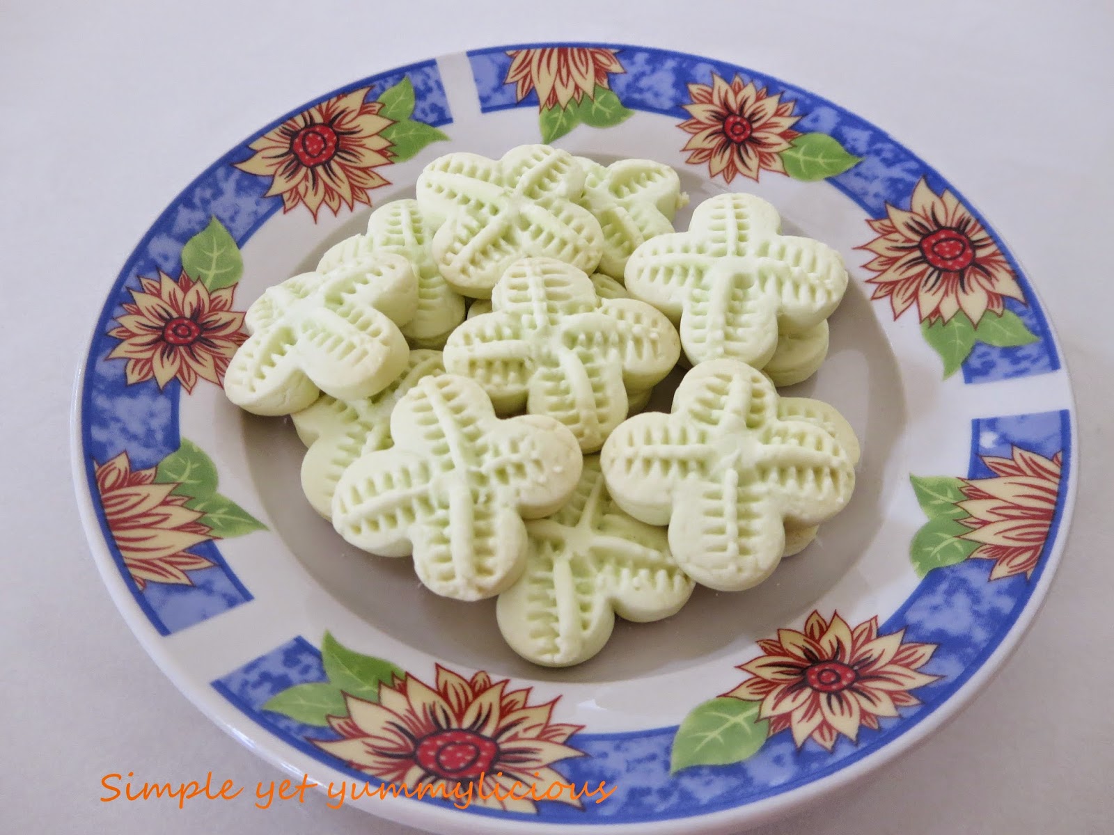 Simple yet yummylicious!: Easy Pandan Kuih Bangkit