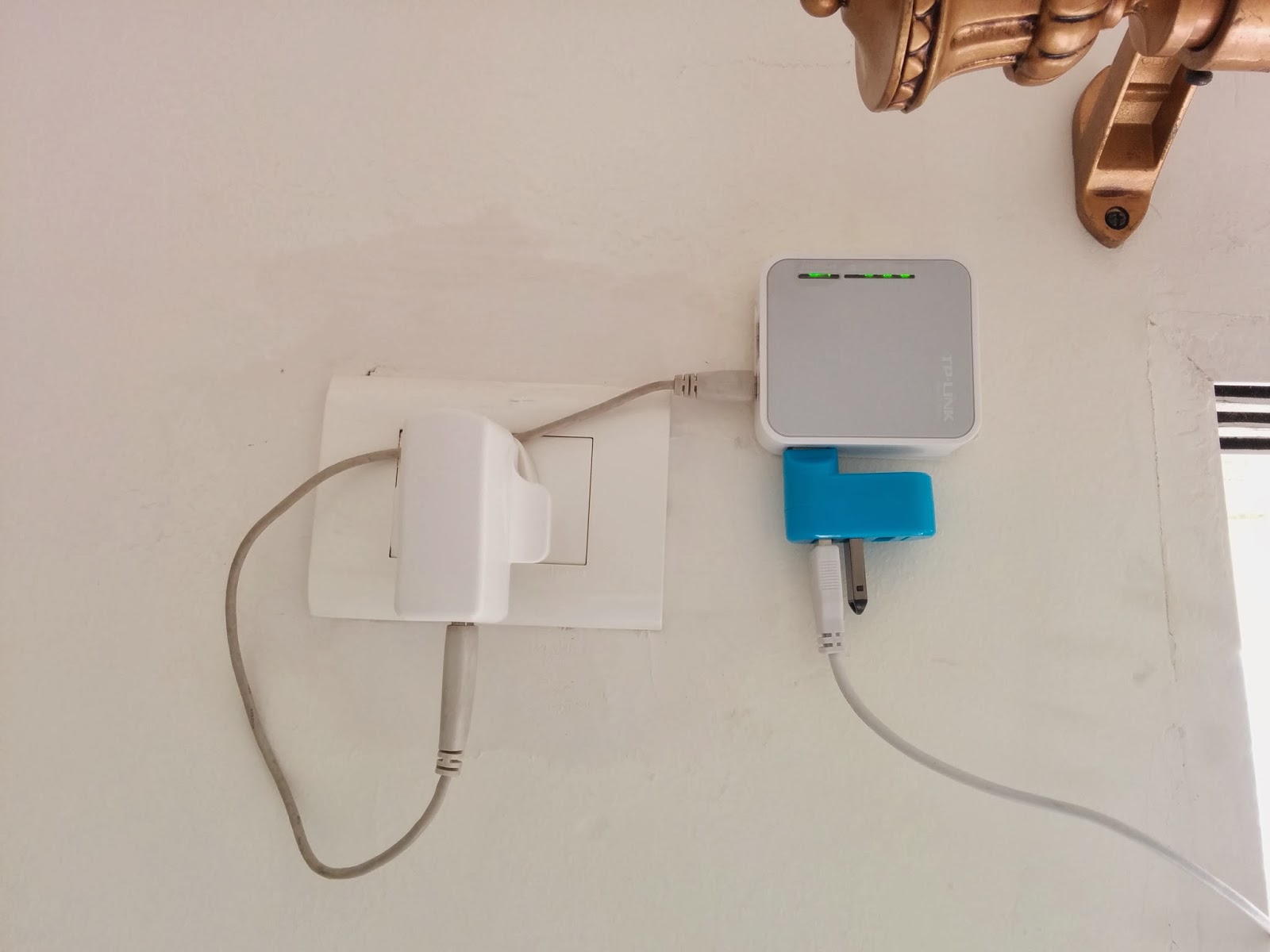 IoT Weather Station using TP-LINK TL-MR3020