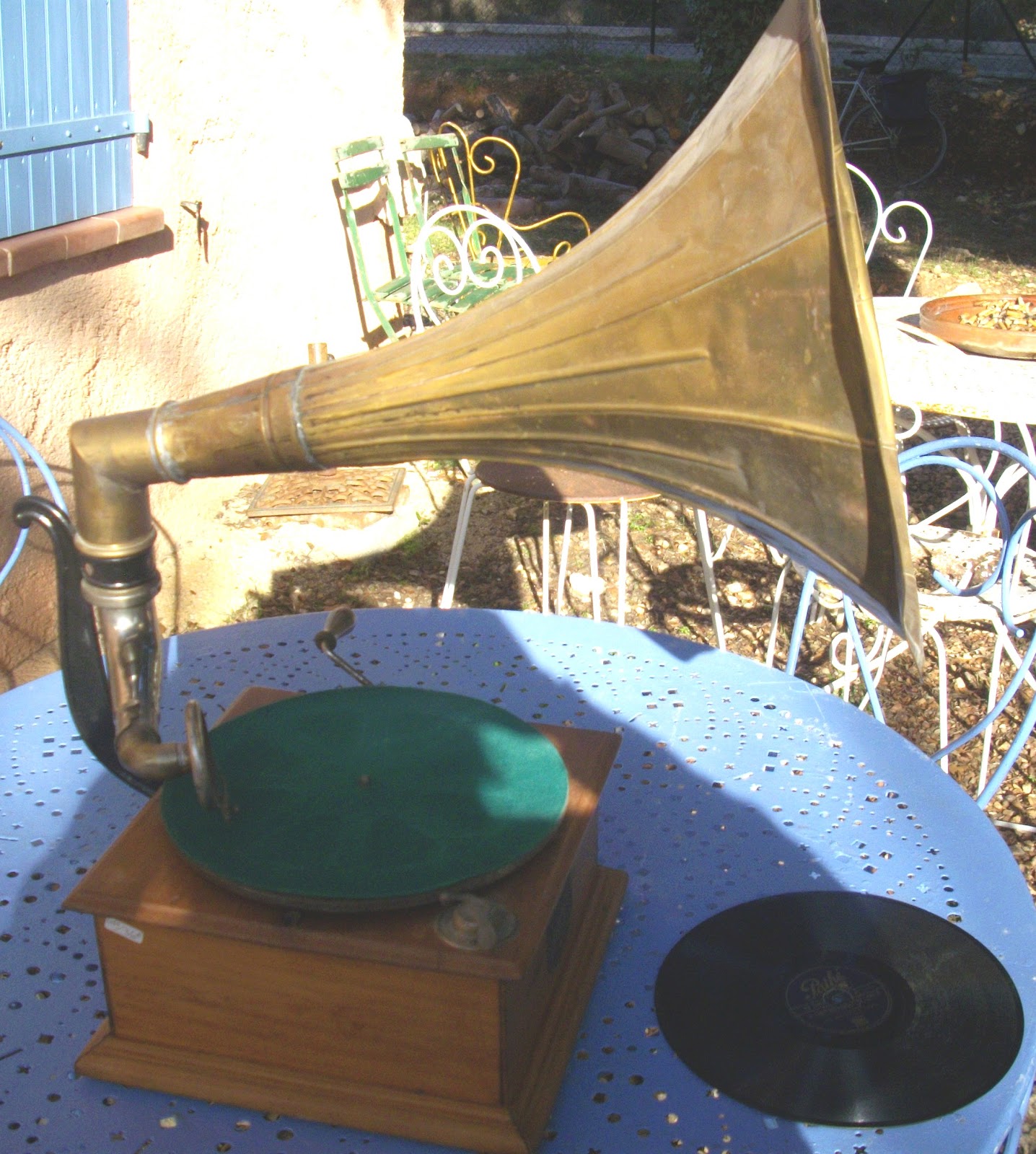 ancien gramophone phonographe a pavillon lafaillette PARIS pathé ...