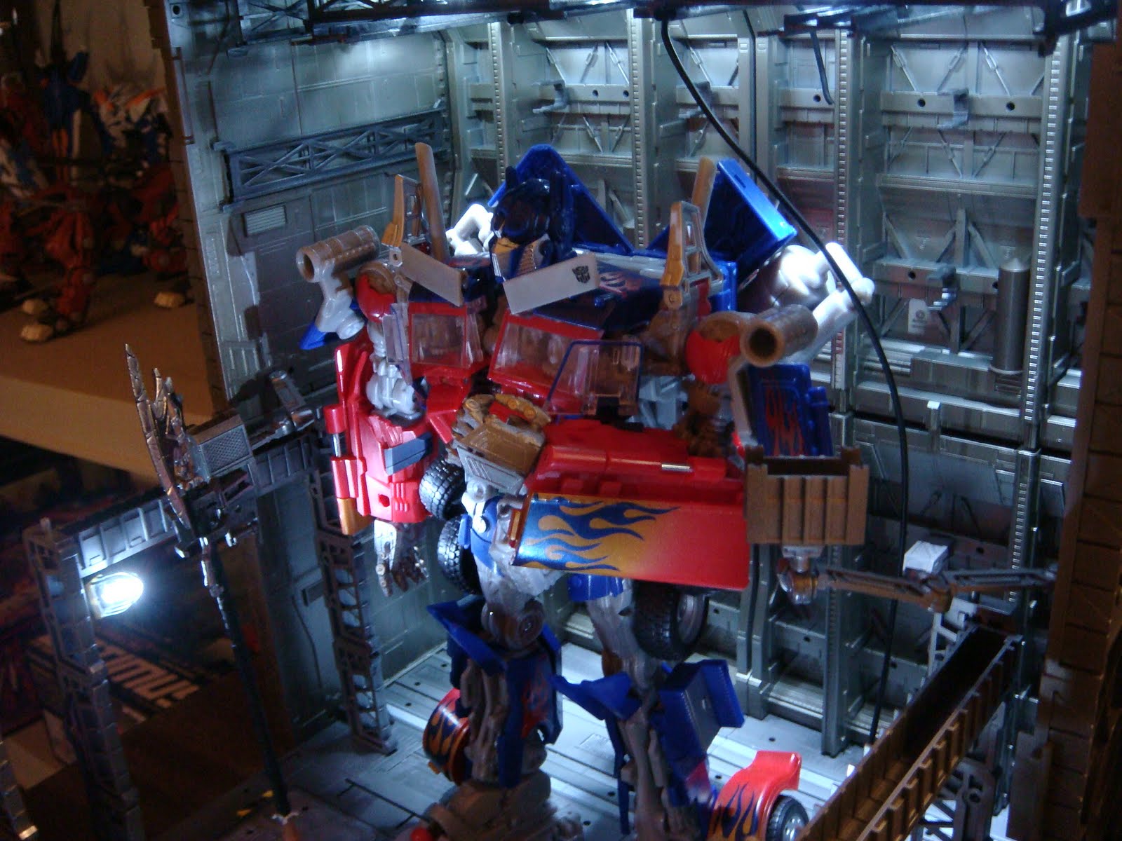 Zebu's Gundam/Transformers Factory