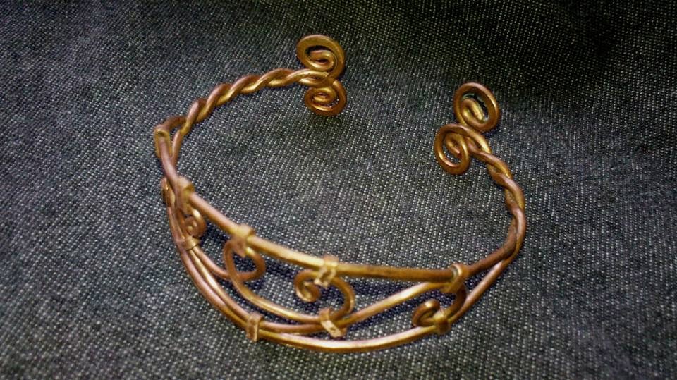 Bratari de inspiratie Dacica ...Bratari HandMade din cupru folosite cu ...