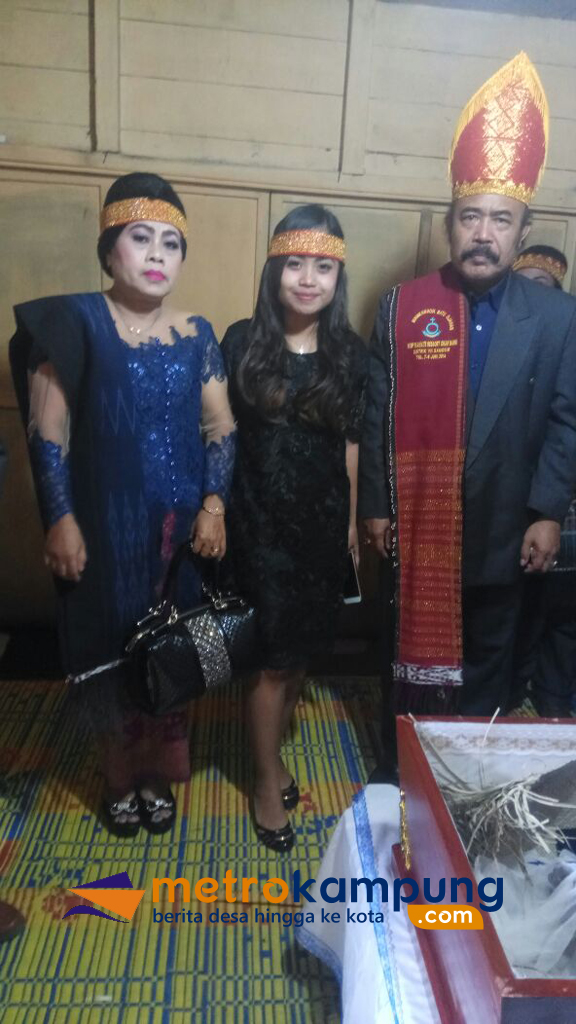 Berbagai Karangan Bunga Yang Datang, Beresman Sinaga ucapkanTerima ...