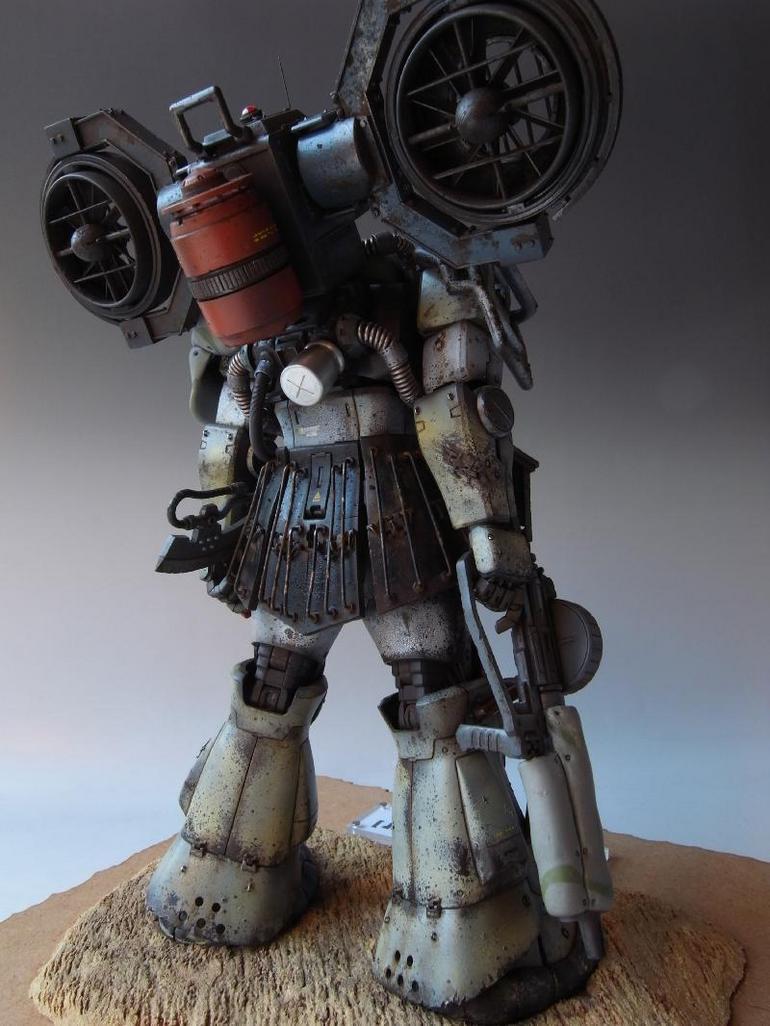 Custom Build: MG 1/100 Gouf "Hovercrafter"