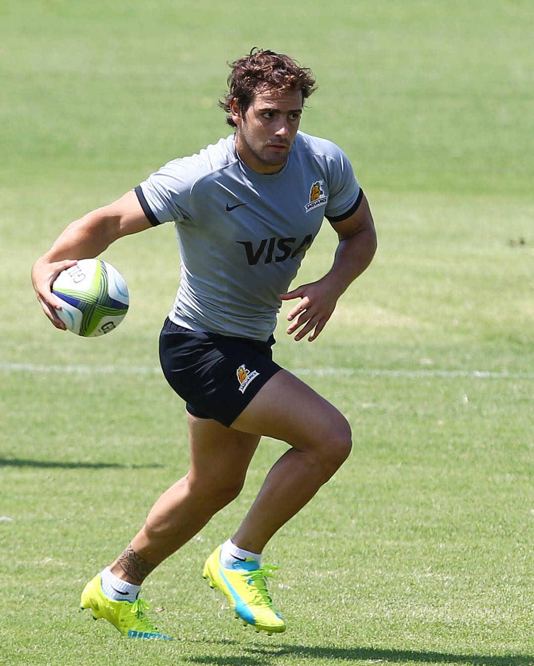 NICOLAS SANCHEZ : RUGBY PLAYER | ARGENTINEMEN ARCHIVES