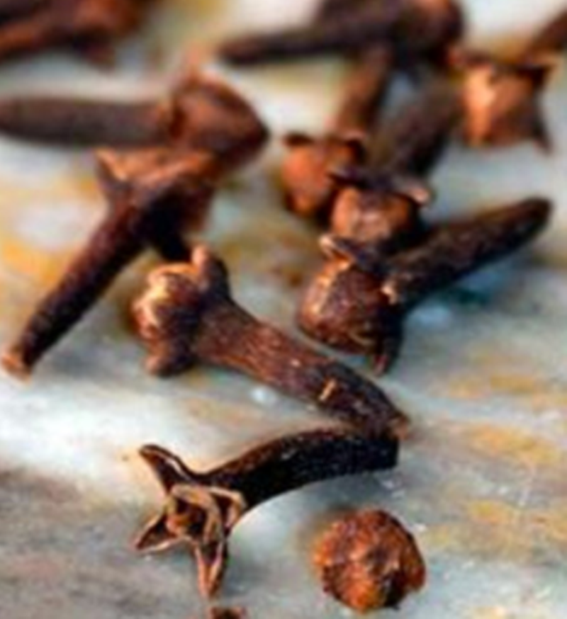Cinco qualidades do cravo da índia que você não conhecia! Estranho ...
