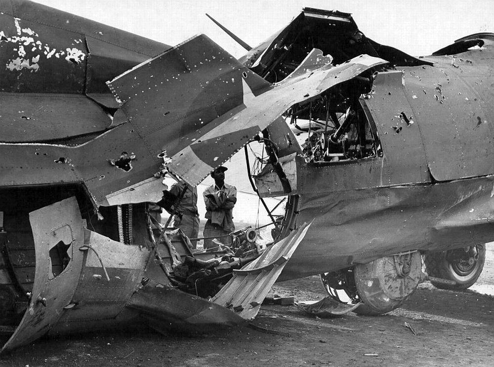 World War II in Pictures: Planes that Barely Survived