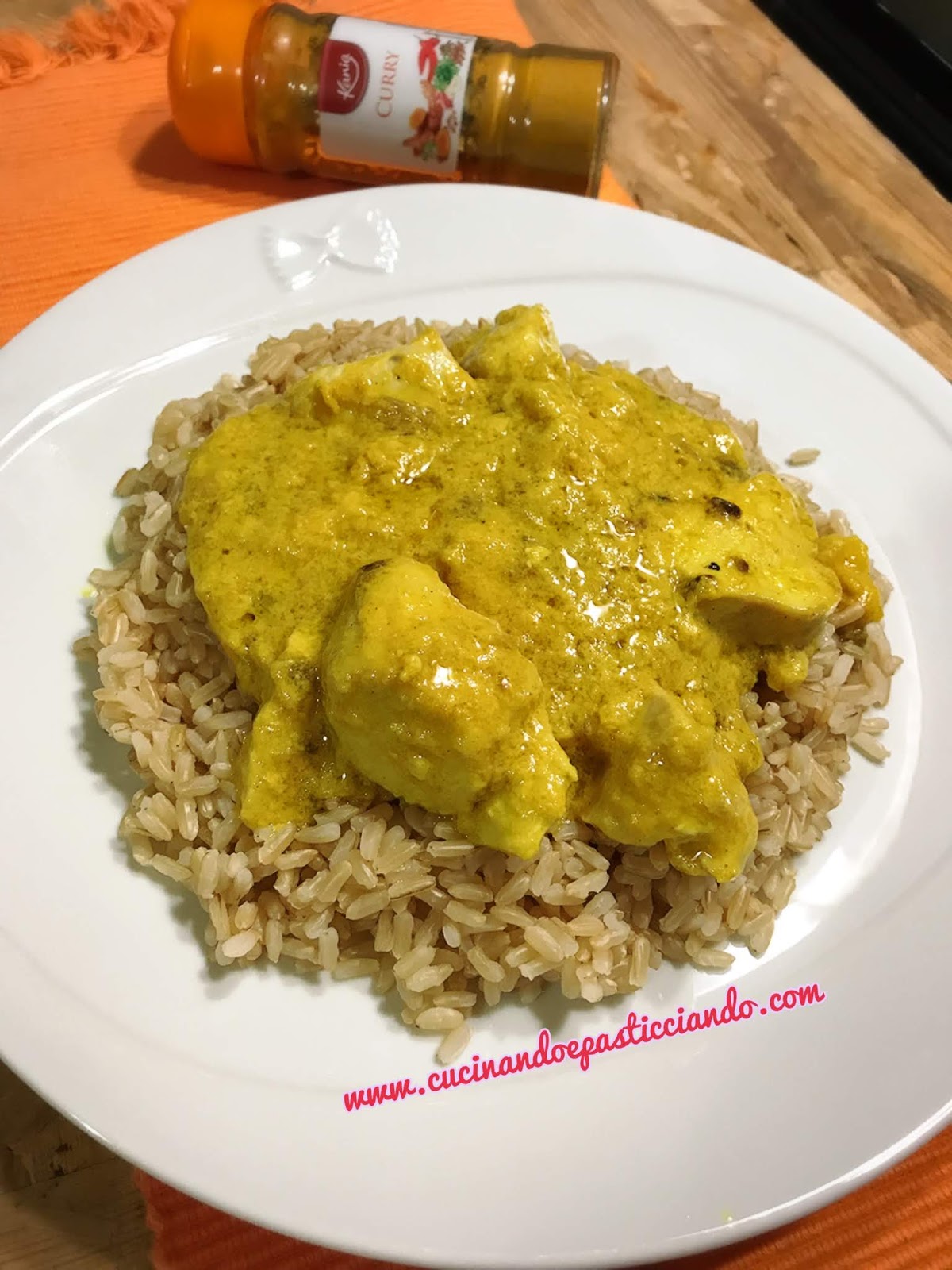 Riso integrale con pollo al curry - Cucinando e pasticciando