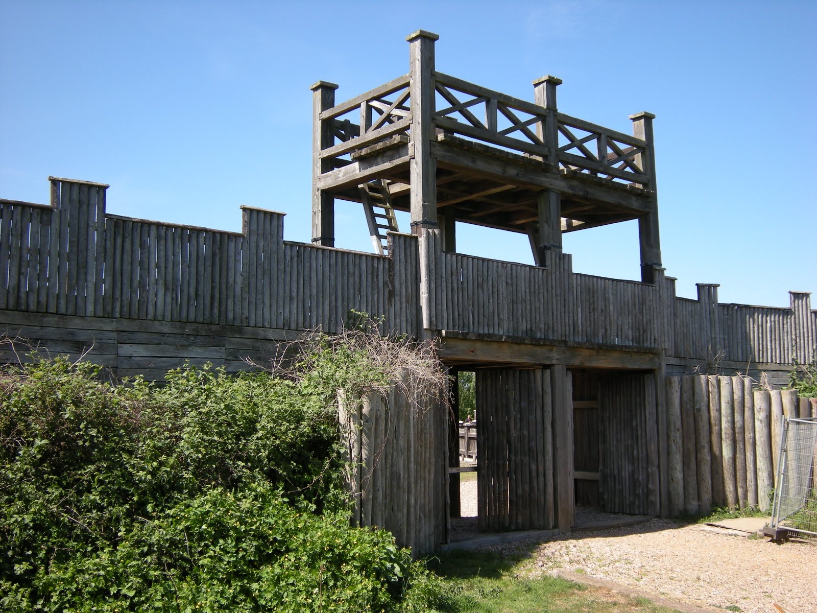 Ubique: The Lunt Roman Fort