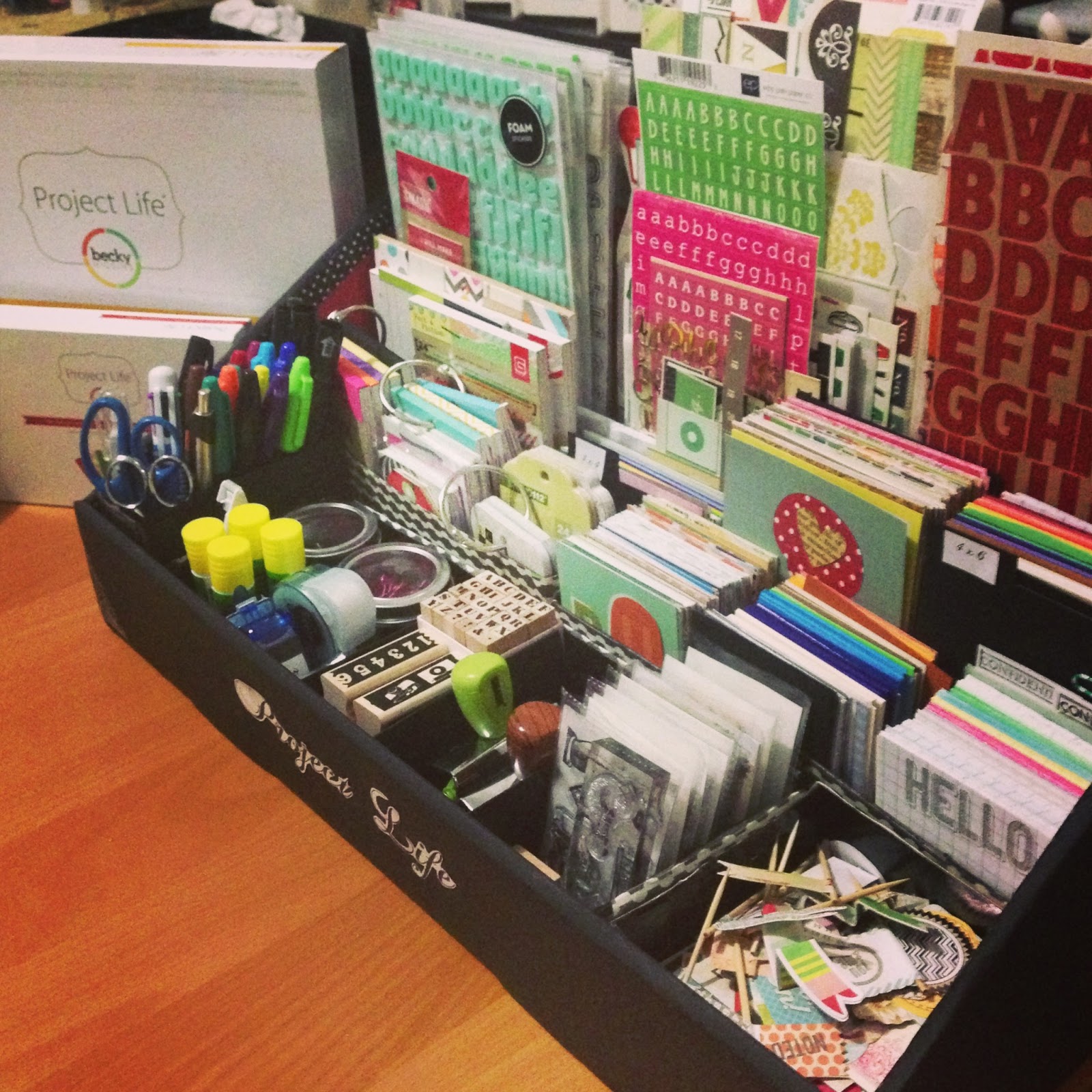 Craft Room Secrets: Project life Organization