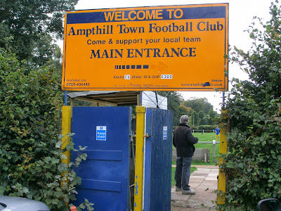 Pie and Mushy Peas: Ampthill Town FC